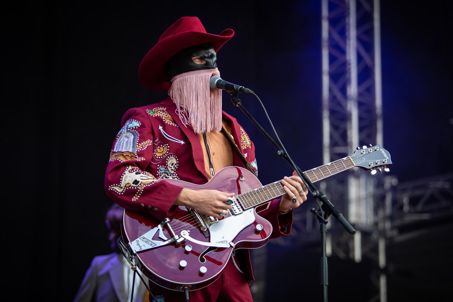 Orville Peck – Queer As Country - mukken | Blog
